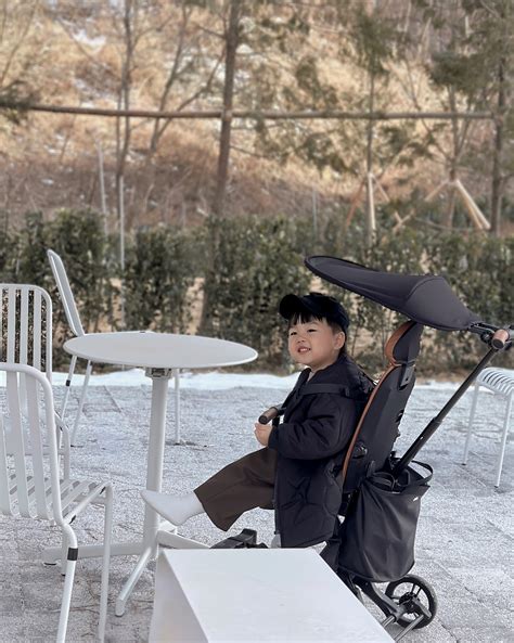 금동지킴이문정 광고 에이블트라이크 에이블엠버서더6기 이사 온 지 벌써 일주일이 지났는데 처음 산책 나온 주말 뭐 타고 나갈래”라고 물어봤더니 단연 에이블