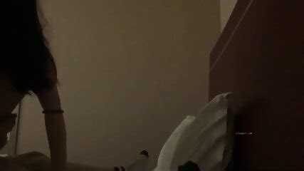 Couples Open A Room In A Small Hotel To Create Love F3001