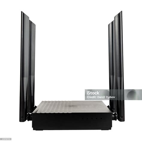 가정과 사무실의 인터넷 연결 및 전송을 위한 안테나가 있는 무선 Wifi 라우터는 흰색 배경에 격리되어 있습니다 0명에 대한 스톡 사진 및 기타 이미지 Istock