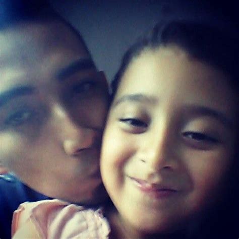 Mi Sobrina Y Yo