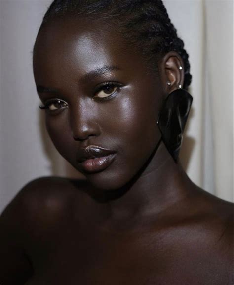 How A Viral Photo Turned Anok Yai Into The Model Of The Moment Artofit