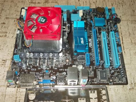 AMD FX 4100 z płytą Asus 7605207247 oficjalne archiwum Allegro