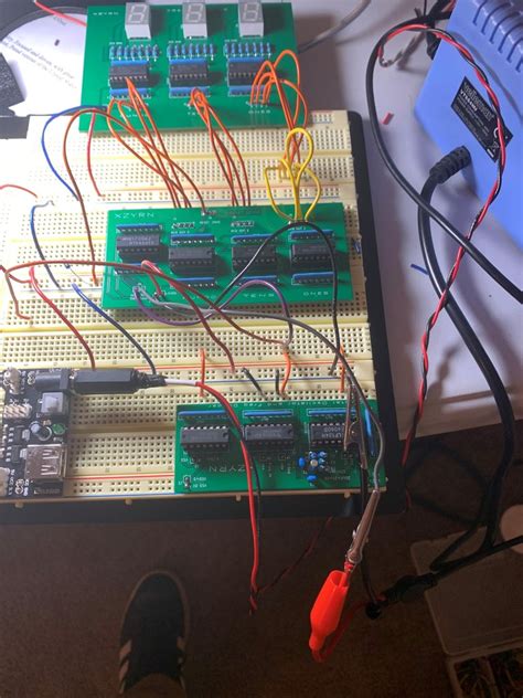 Cmos Frequency Counter 3 Steps Instructables