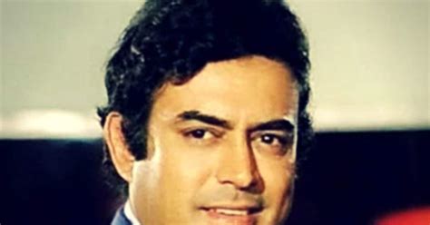 मशहूर अदाकारा के प्यार में दीवाने थे संजीव कुमार एक्ट्रेस ने किया शादी से इनकार तो जिंदगी भर