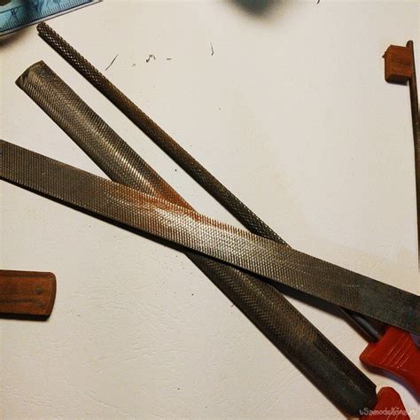 Ножик-брелок из обрезка