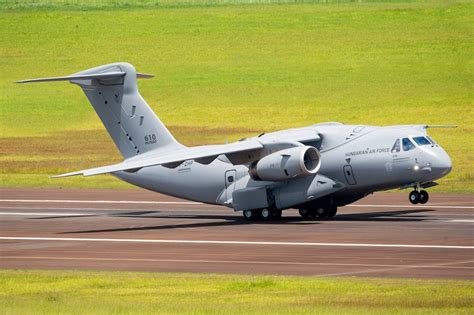 Die erste KC-390 Millennium für Ungarn ist geflogen - Aerobuzz.de