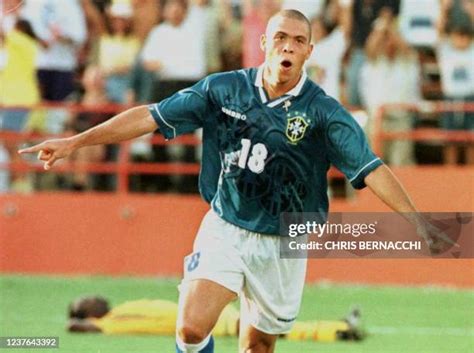 114 Ronaldo Luiz Nazario De Lima Photos And High Res Pictures Getty Images