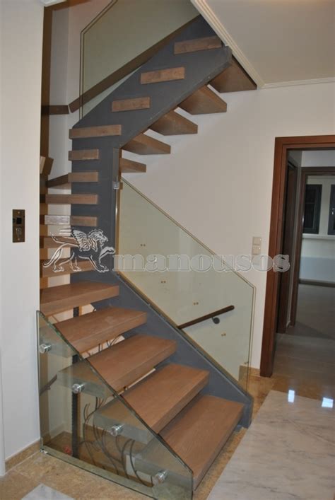 ΜΕΤΑΛΛΙΚΟΙ ΣΚΕΛΕΤΟΙ Τ 156