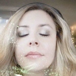 Hailey Rose Age Family Bio Famous Birthdays