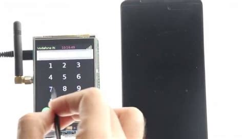 Raspberry Piをスマートフォンにするキット「pitalk」 インターネットコム