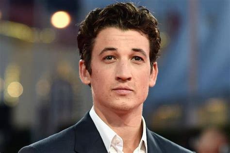 No Novo Top Gun Miles Teller Diz Que Não Tinha O Corpo Ideal Para O