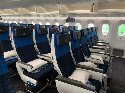 Insidelook Klm Boeing 787 10 Dreamliner Ph Bka Oranjebloesem