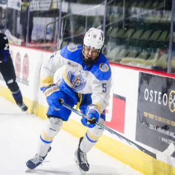 Ason Apesis Stats Contract Salary More