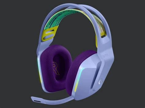 Logitech G733 Lightspeed Review: Are These the Best Gaming Headphones?