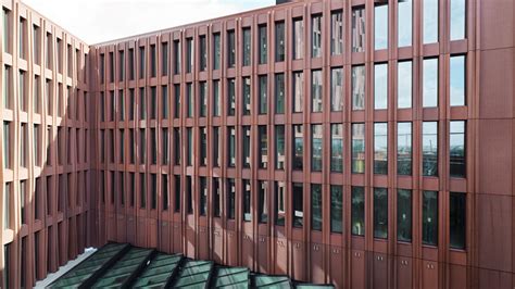 Rieder Facade Makes Architectural Statement For Hamburg Port Tower