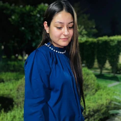 Ritika Anand💫 Ritikaanand1602 On Threads