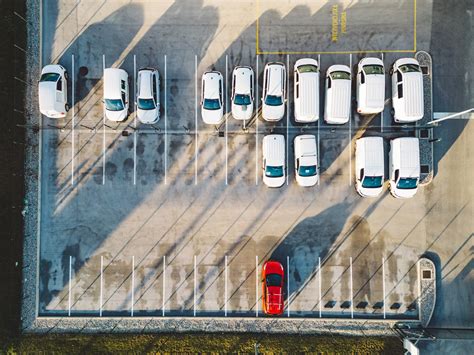 How to Park Uphill: A Step-by-Step Guide with Safety Tips | Clover Leaf Driving School