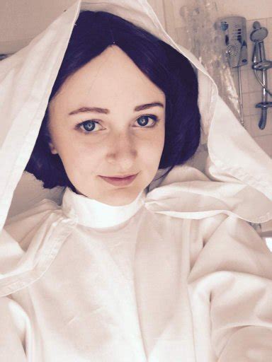 Princess Leia A New Hope Version Wiki Cosplay Amino