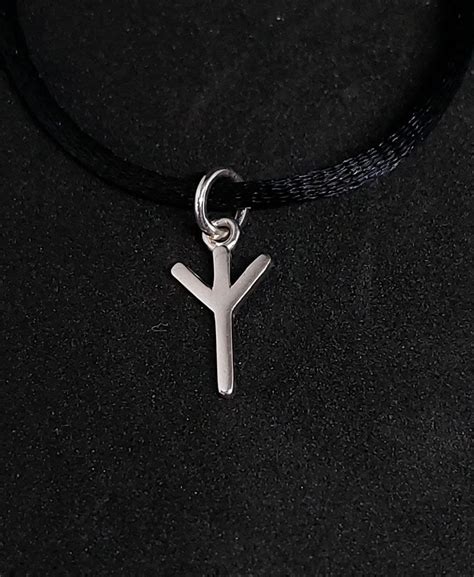 Algiz Rune Dryade Buy Runic Amulets And Talismans