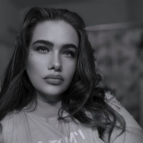 Jennessa Brooks Youtube