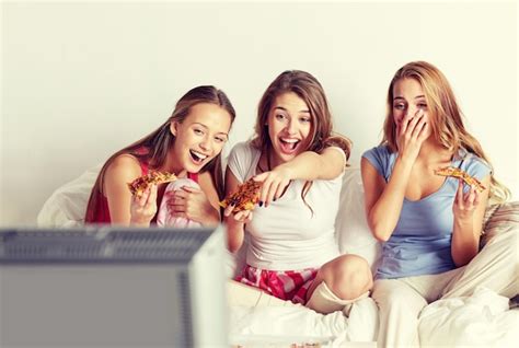 95000 Girls Watching Tv Pictures