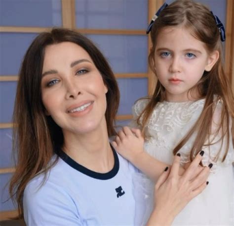 ابنة نانسي عجرم تغنيتيجي ننبسط فيديو جفرا نيوز