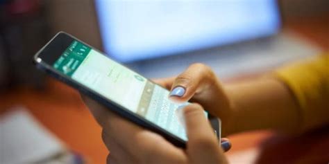 How To Enable Dark Mode On Whatsapp In 2023 Technipages