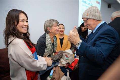 Канадын зах зээлд Монголын бараа бүтээгдэхүүнийг гаргах боломжтой гэв