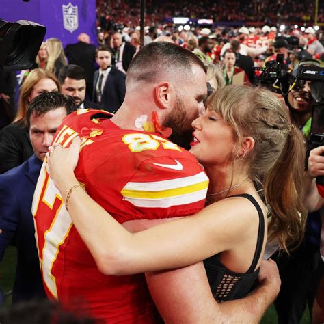 Taylor Swift Verlobt Ihre Lovestory Mit Travis Kelce Und Alles Zu Den