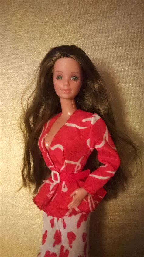 Laura10 Free Image Hosting Service