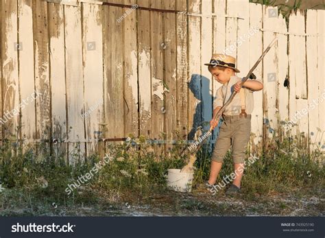 Whitewashed Fence Tom Sawyer
