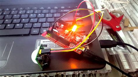Motion Detector Gizduino Lin An Arduino Uno Compatible Board Youtube