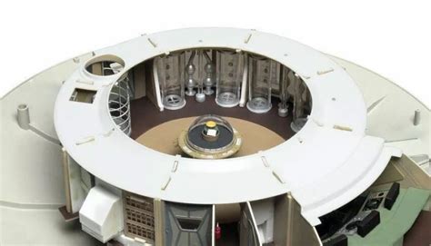 Jupiter 2 Spaceship Model J2 From Netflix Lost In Space Fantastic