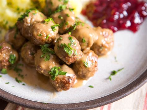 Swedish Meatballs With Rich Gravy Recipe