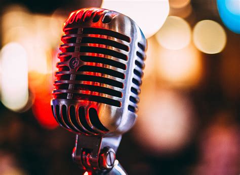 Самые популярные караоке песни этой зимой в России Караоке системы Evobox Дзен