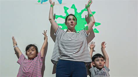 체험형 전시회에 다녀온 가족들 이 여름 무더위를 아이들과 시원하게 실내에서 시간을 보내는 방법 Youtube