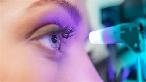 How The Disney ‘real Life Lightsaber Works After Parks Chief Unveils