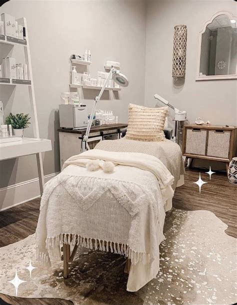Beautiful lash bed toppers in 2024 | Esthetician room decor, Esthetics room, Spa room decor