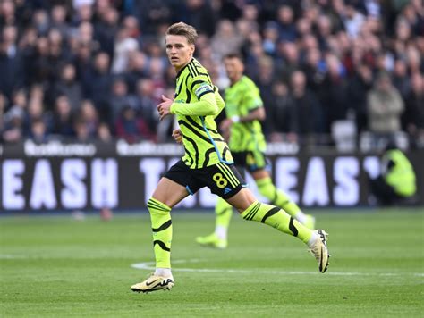 Martin Odegaard Statistic Puts Him Just Behind Mesut Ozil And Cesc Fabregas At Arsenal