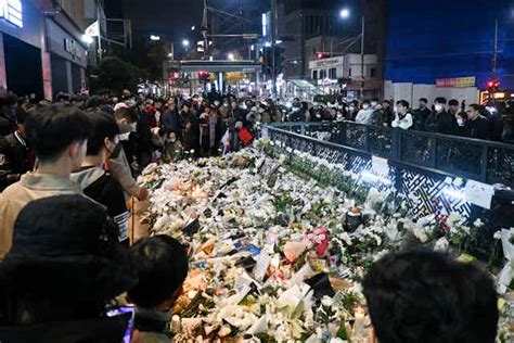 Seoul Halloween Crush Understanding The Science Of Crowds Could Help