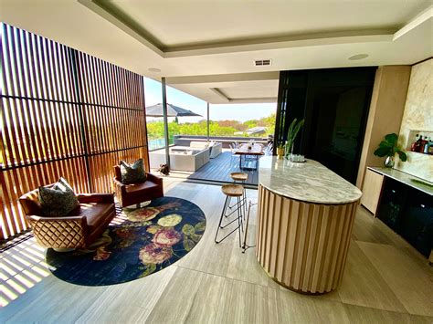gallery svelte bespoke