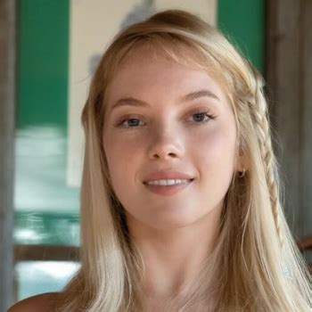 Bella Spark Photos Watch Her Free HQ Galleries At FreeOnes