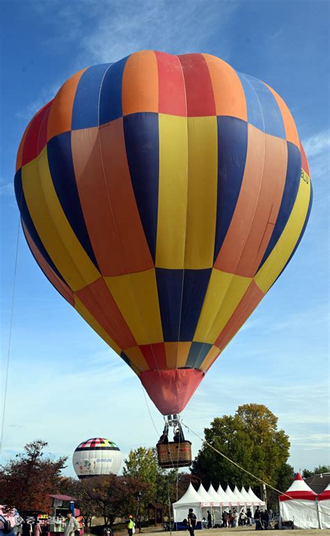 열기구 타고 가을하늘 ‘두둥실