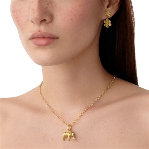 18k Tembo Elephant Pendant Temple St Clair