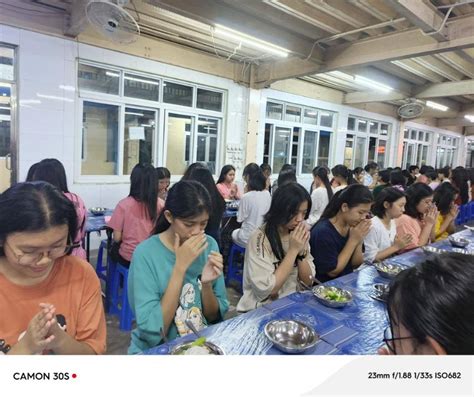 ပညာေဝျဖာမေဟာ္သဓာ Added A New Photo ပညာေဝျဖာမေဟာ္သဓာ