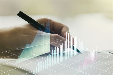 배경 은행 및 회계 개념에 노트북에 손으로 쓰기와 추상적 인 창조적 인 금융 다이어그램의 이중 노출 거래자에 대한 스톡 사진 및 기타 이미지 Istock