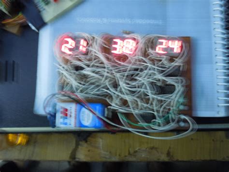 Digital Clock Using 7490