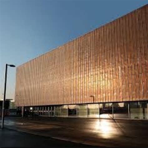 Recycled Copper Cladding For Stunning Garden Feature Wall