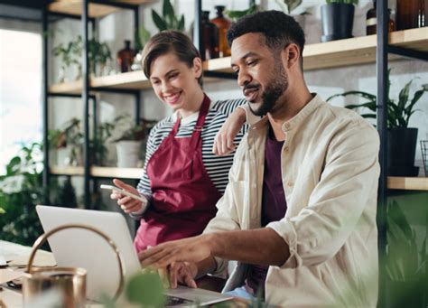 Meet Consumers In Their Moment Of Need With Distributed Digital