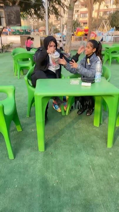 الجزء التاني بنت كانت نفسها ف فانوس اختها جبرت خاطرها وعملت ليها مفاجاة Youtube